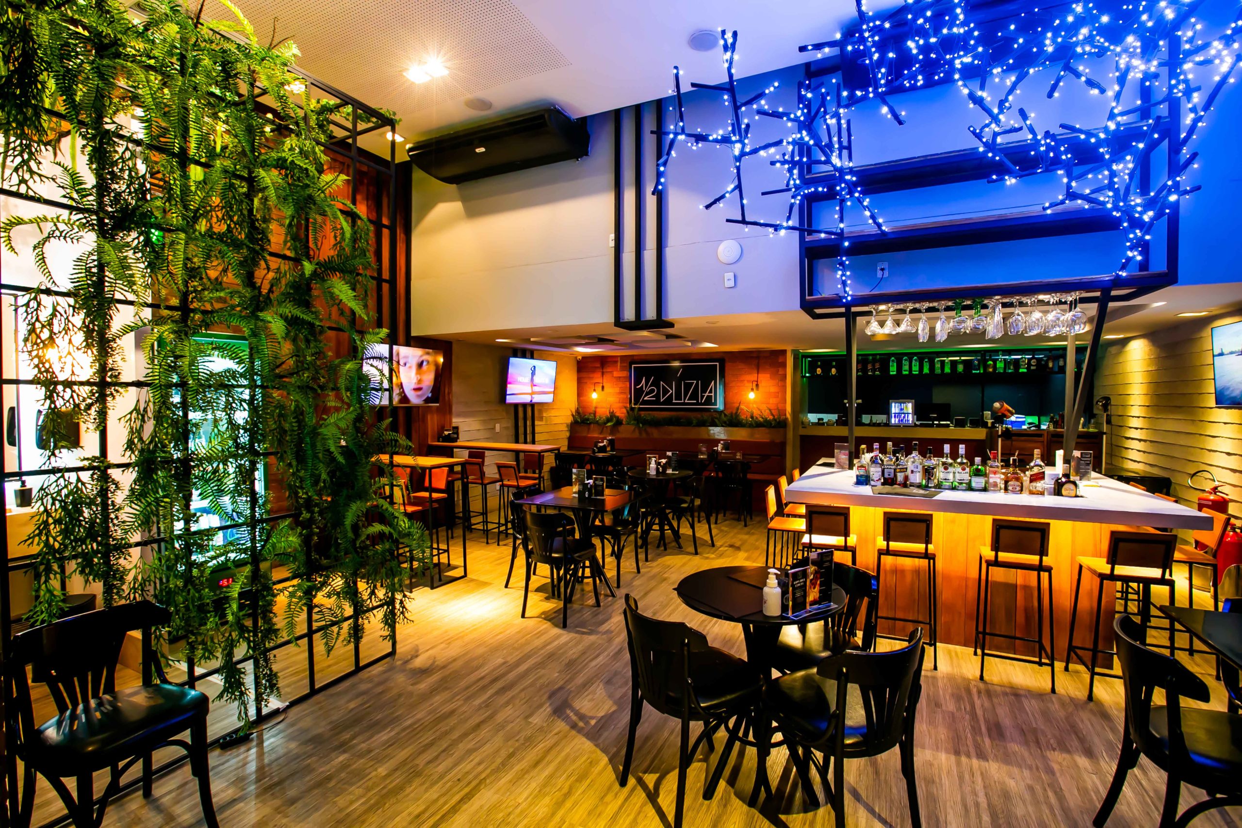 ½ Dúzia Gastrobar traz cozinha regional com toque contemporâneo ...