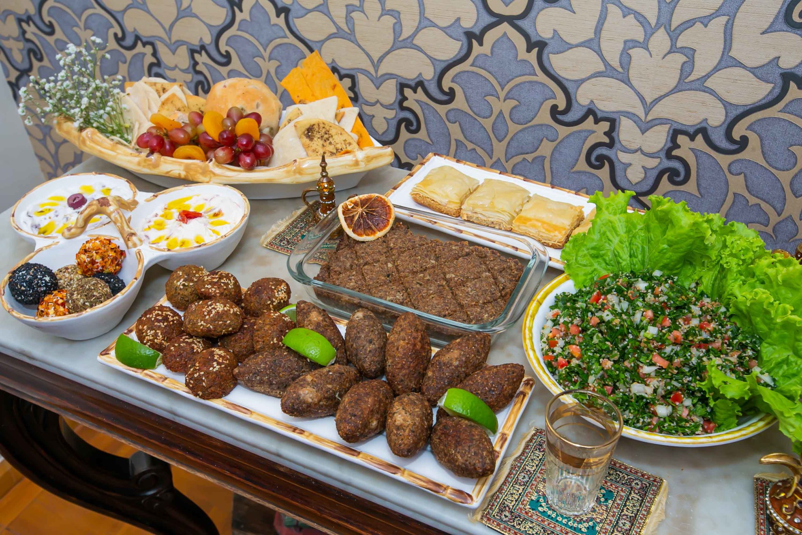 Salamaleico tem Tábua Árabe no delivery - Revista Deguste